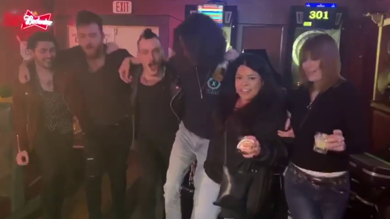 Singing and Dancing with The Band | Geoff Tate | Seattle, WA | Back ...