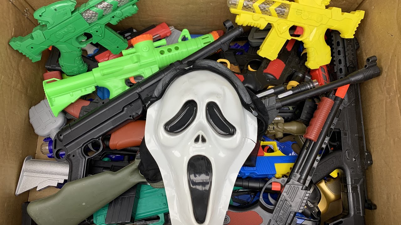 Scary Scream Mask And Box Of Toy Guns, Guns And Realistic Rifles - YouTube