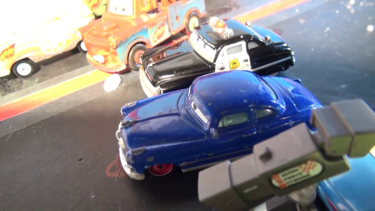 Disney Pixar Cars Mater April Fools Day fun in Radiator Springs SNOW ...