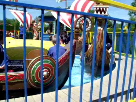 Paultons Park 2010 - Viking Ships 1 - YouTube