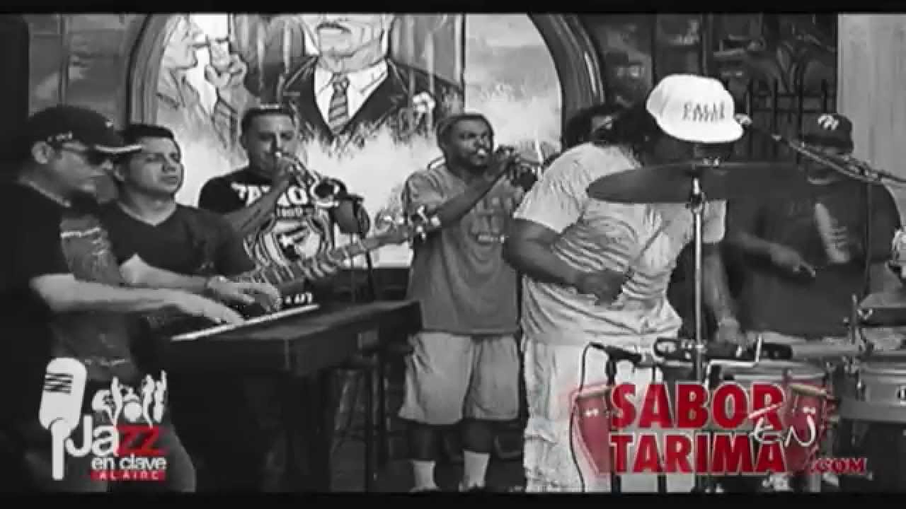 PIRULO Y LA TRIBU EN VIERA DISCOS SANTURCE PUERTO RICO MARZO 2014 - YouTube