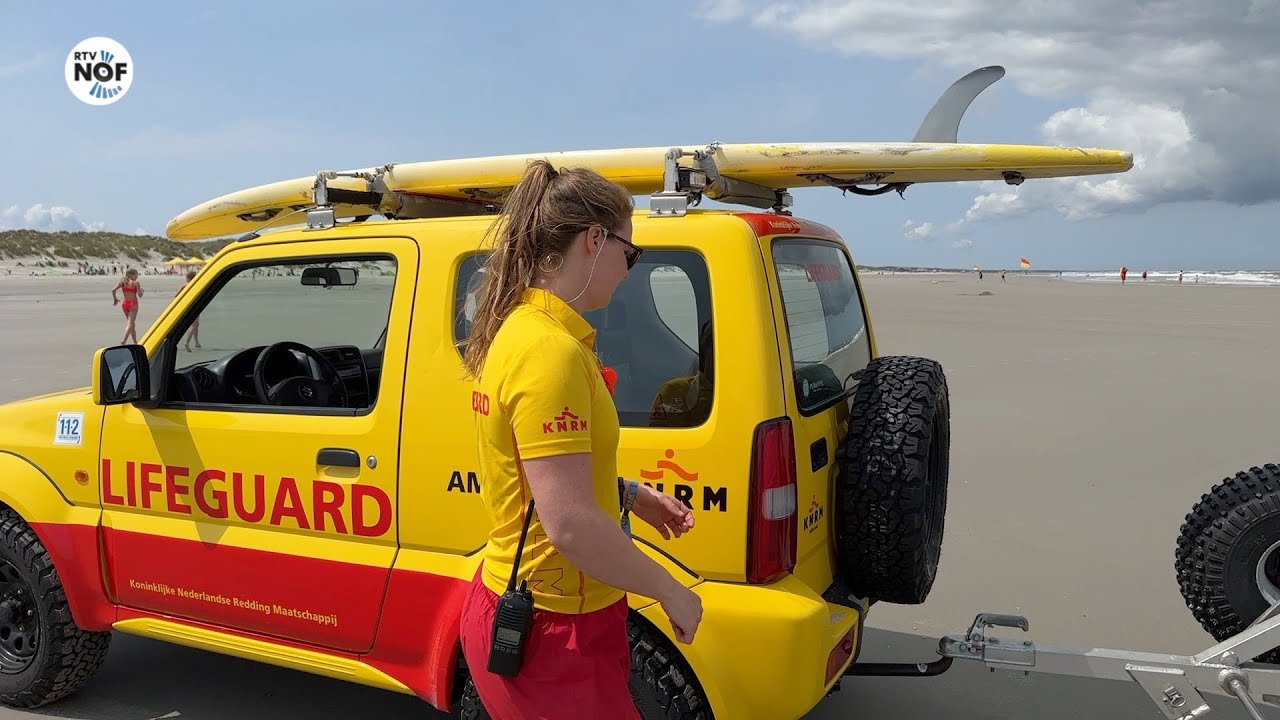 Lifeguards van de KNRM zijn weer volop in actie - YouTube