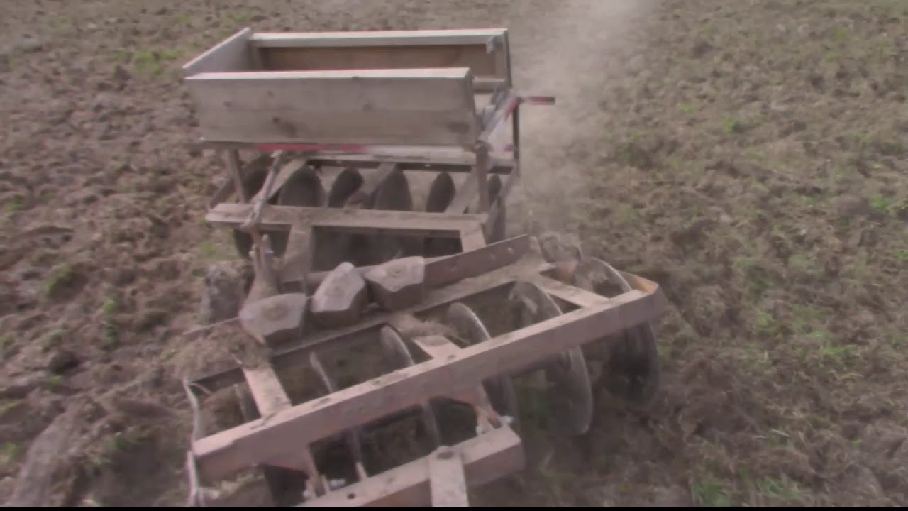 Pull behind offset disk harrow 2 - YouTube