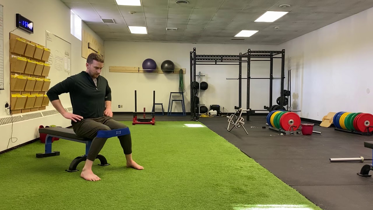 Seated hip external rotation vs band - YouTube