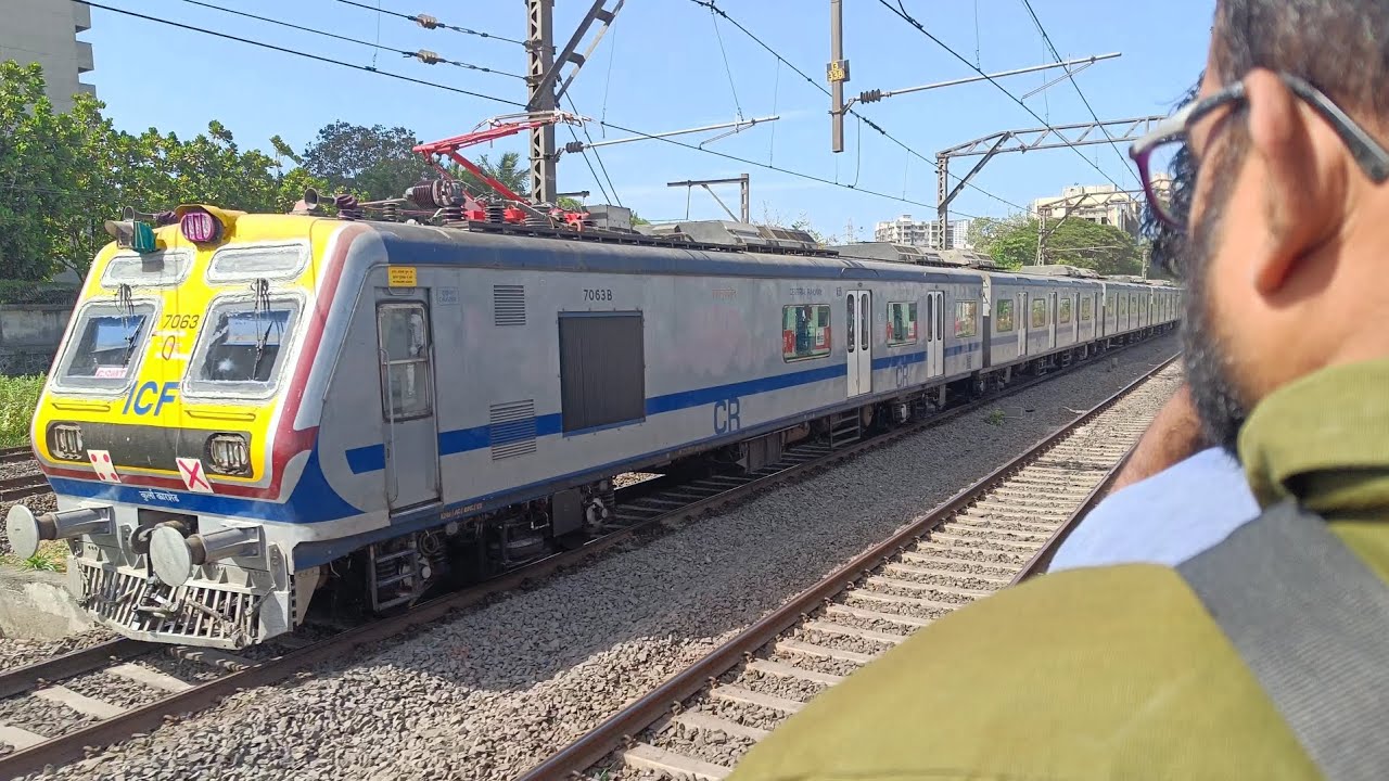 Race Between Medha AC EMU and Medha EMU Train ll Mumbai Local Train ...