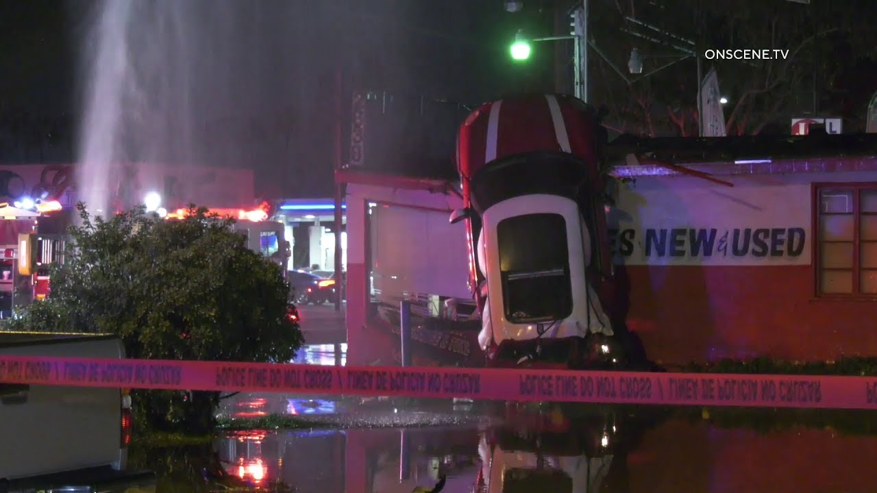 Mini Cooper Crashes Into Building, Shears Fire Hydrant In Santa Ana ...