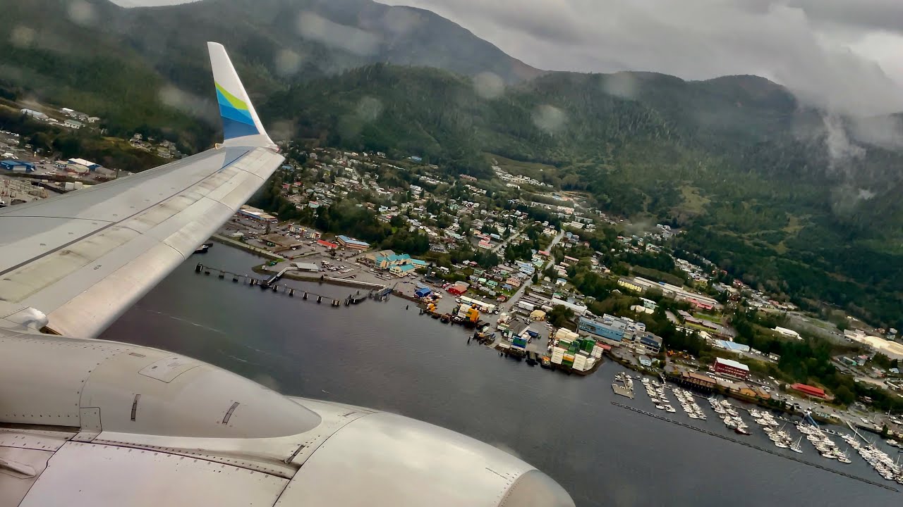 [4K] – Rainy & Windy Ketchikan Takeoff – Alaska Airlines – Boeing 737 ...