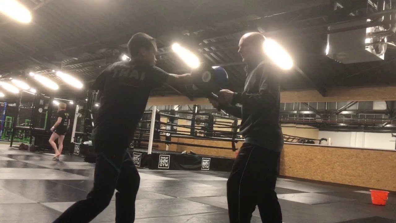Tin boxing training at sweatbox gym bristol December 20th 2018 - YouTube