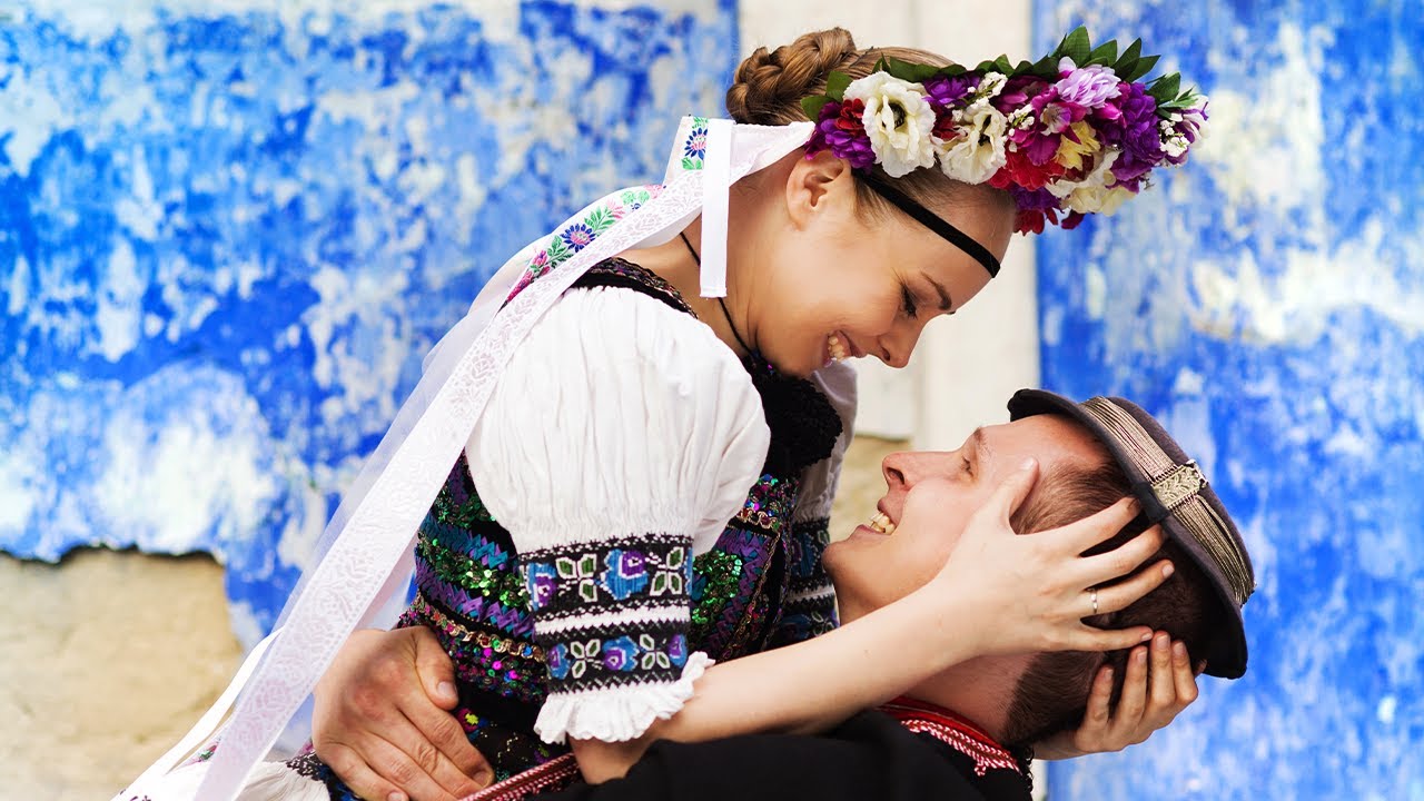 AROUND THE WORLD FOLK DANCES, FUN EXCITING MUSIC, HAPPY UPLIFTING MUSIC ...
