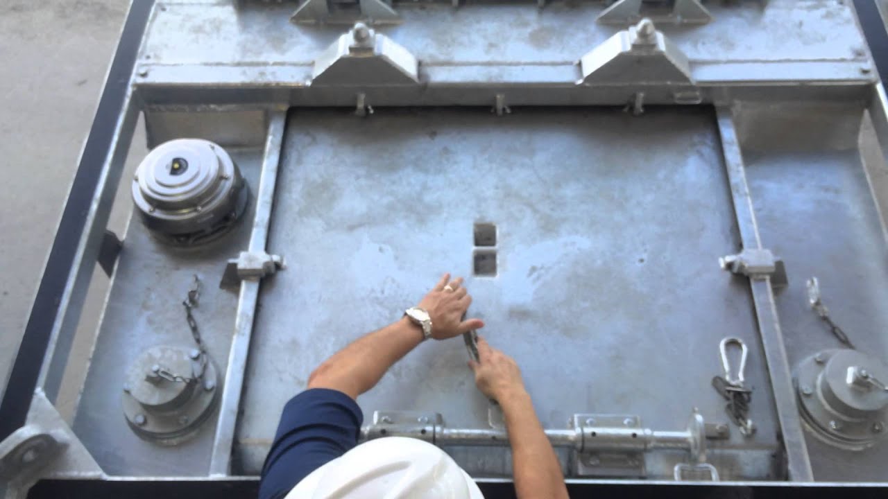 Hoover Offshore Mud Skips - YouTube