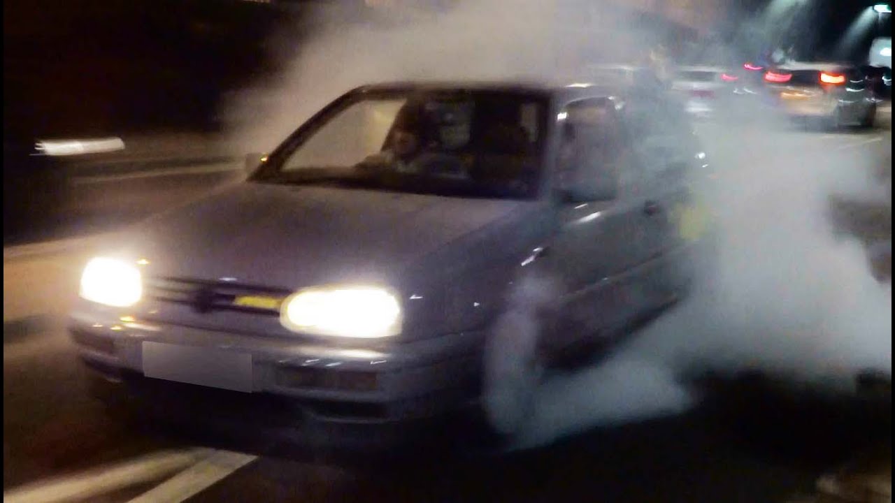 VW Golf VR6 - HUGE BURNOUT - YouTube