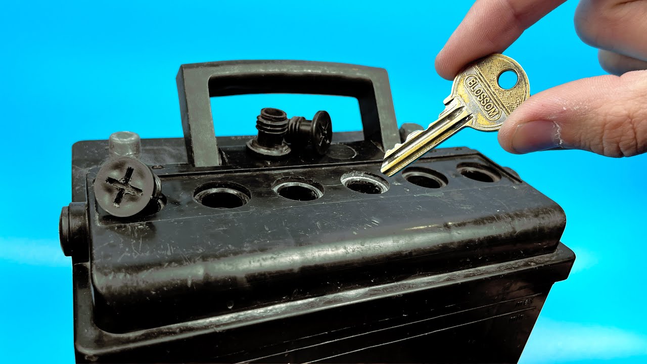 The old battery will be like new - Amazing trick from a motorist! - YouTube