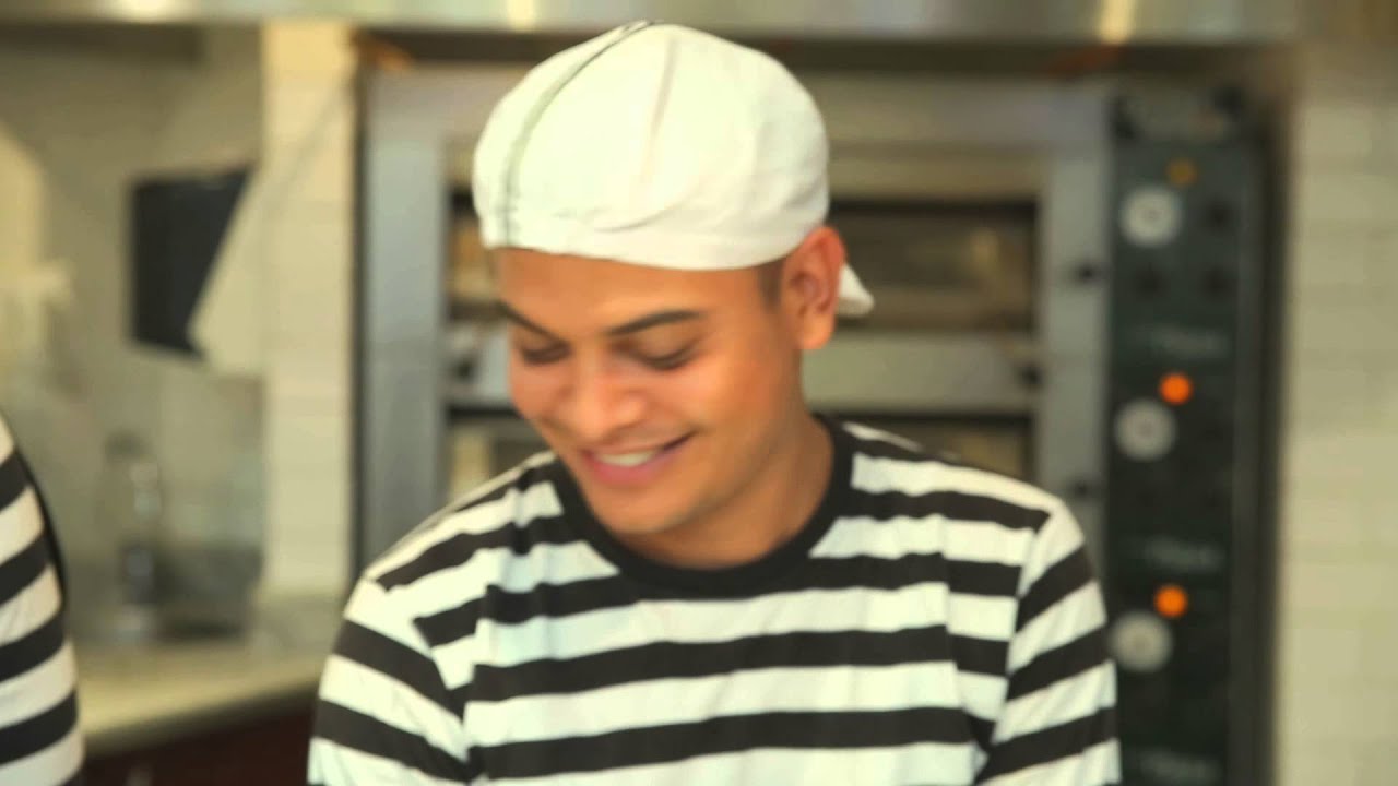 Pizza Express Kuwait - Airport Branch - YouTube