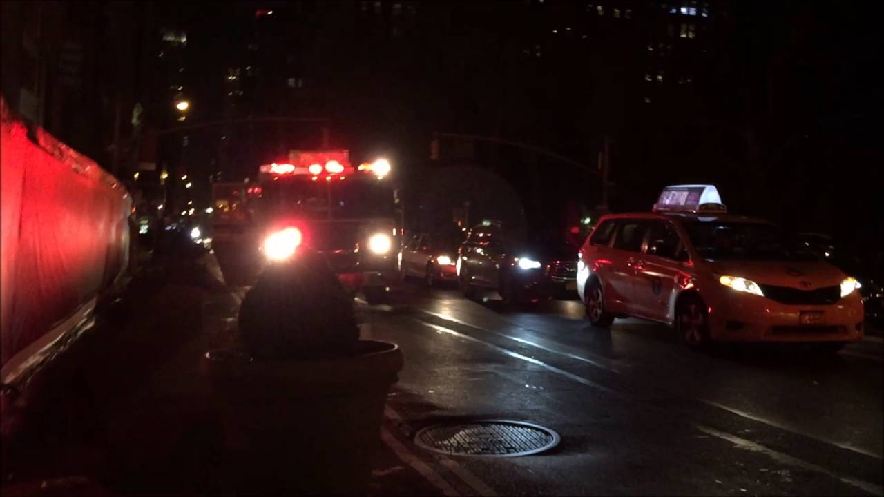 VERY RARE CATCH OF ELITE FDNY RESCUE TASK FORCE RESPONDING TO EXPLOSION ...