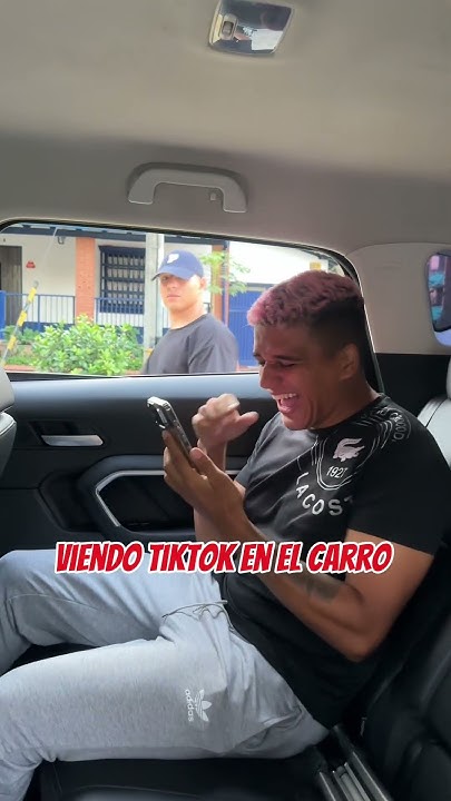 Viendo Tiktok en el carro #humor #jitomejia #comedia - YouTube
