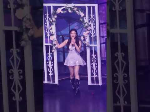 230524 RED VELVET - R To V in Paris - Oh Boy YERI & WENDY FANCAM