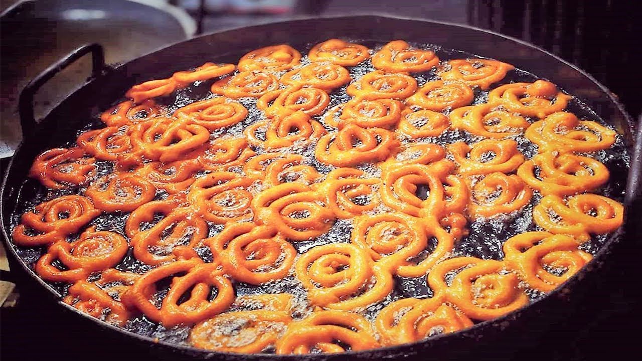 How To Prepare Most Delicious Bangali Sweet Jilapi - জিলাপি - Jilapi ...