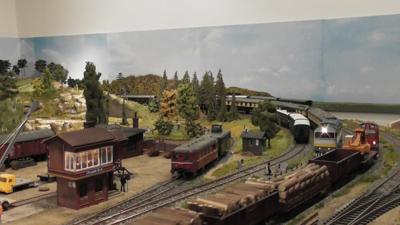 NÁDRAŽÍ PRAHA - PROSEK - YouTube