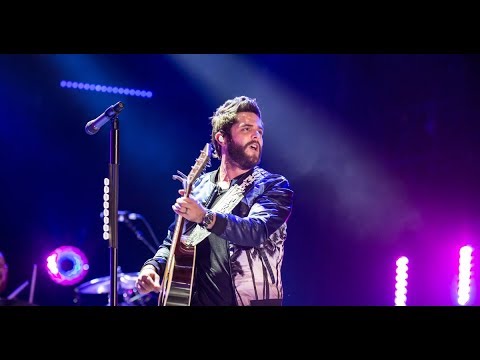 Thomas Rhett "Vacation" Stagecoach 2017 - YouTube