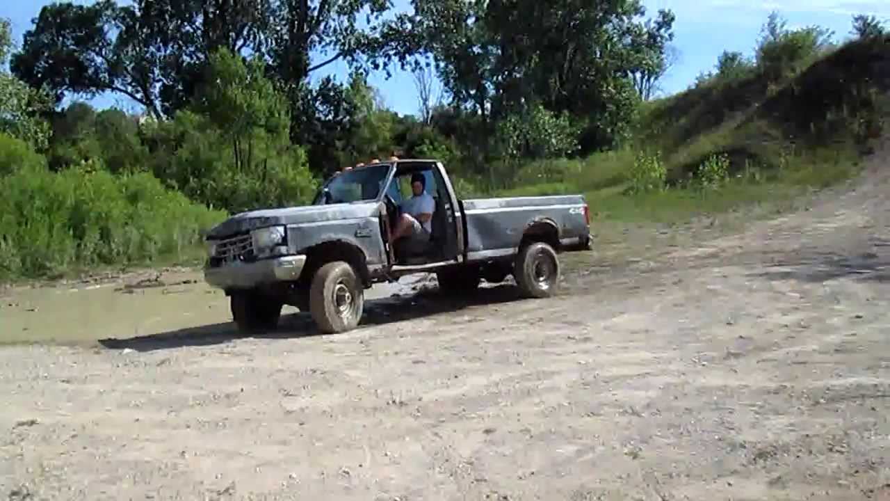 Ford Diesel Truck Mudding 2013 - YouTube