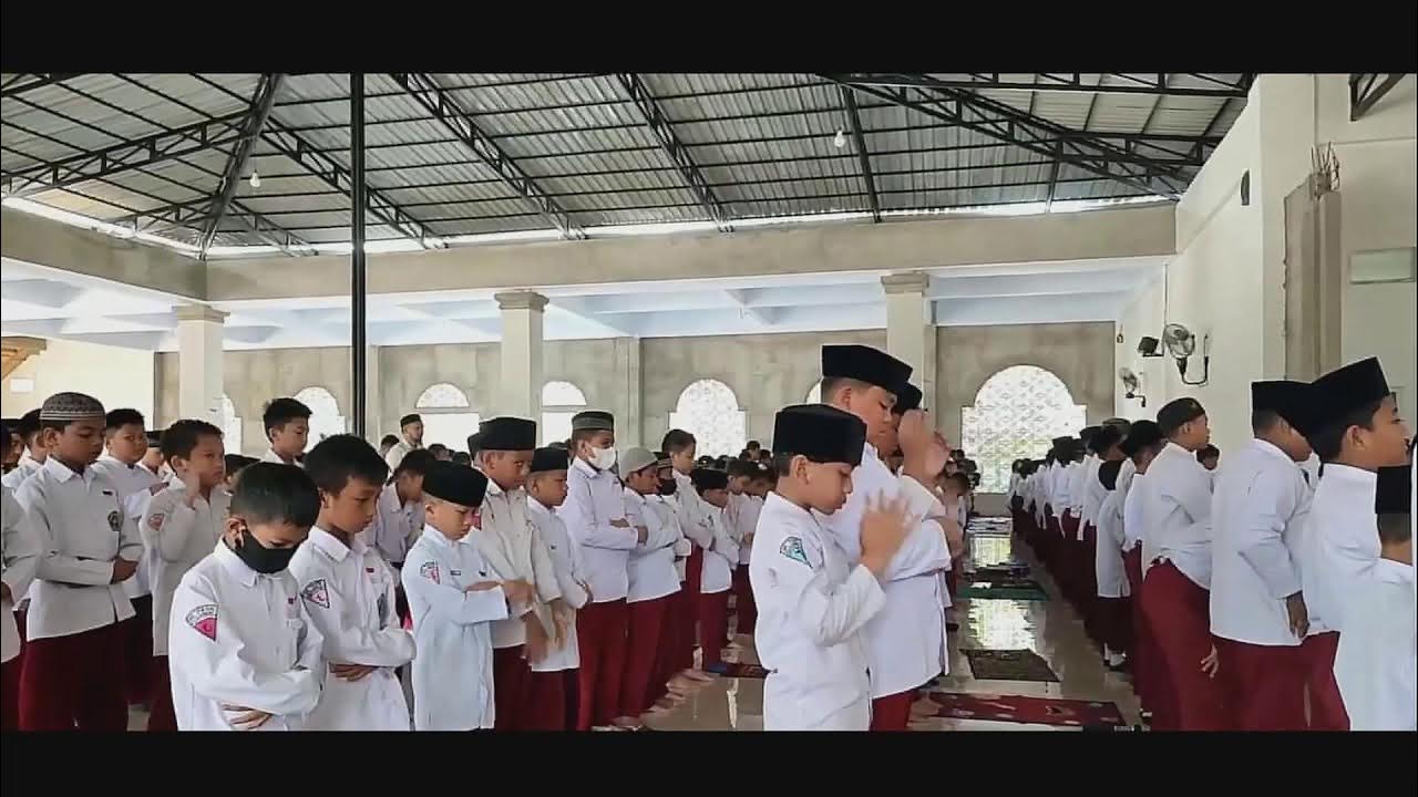 Penerimaan Rapor Terpadu Yayasan Ummusshabri Kendari - YouTube
