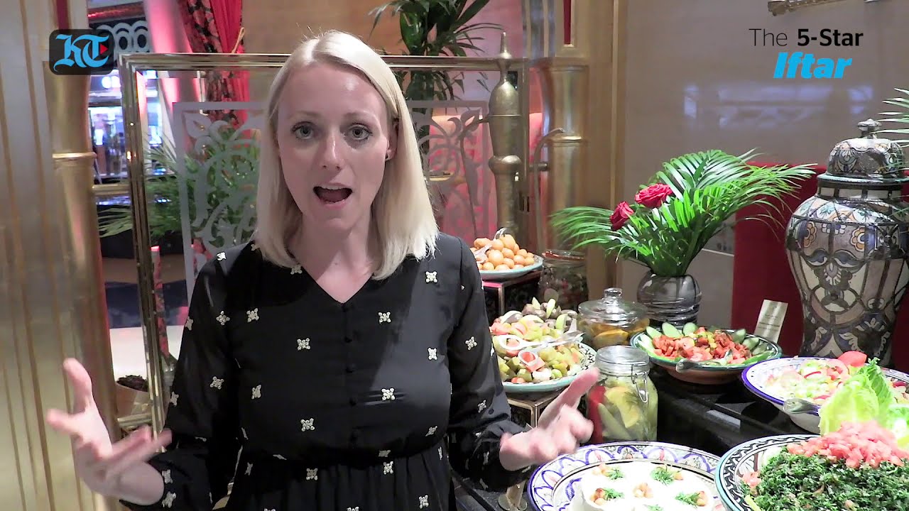 Ramadan in UAE: Iftar At Al Iwan, Burj Al Arab | The 5-Star Iftar ...
