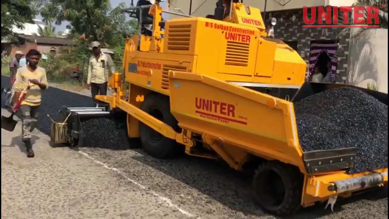 Uniter Asphalt Paver Model UHD-45 - YouTube