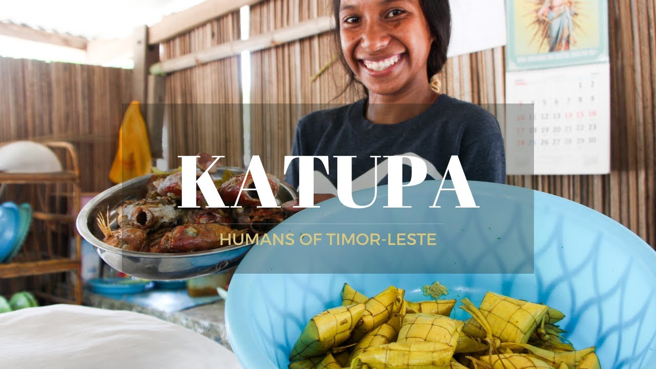 【Katupa】Timorese rice balls wrapped in palm leaf - YouTube
