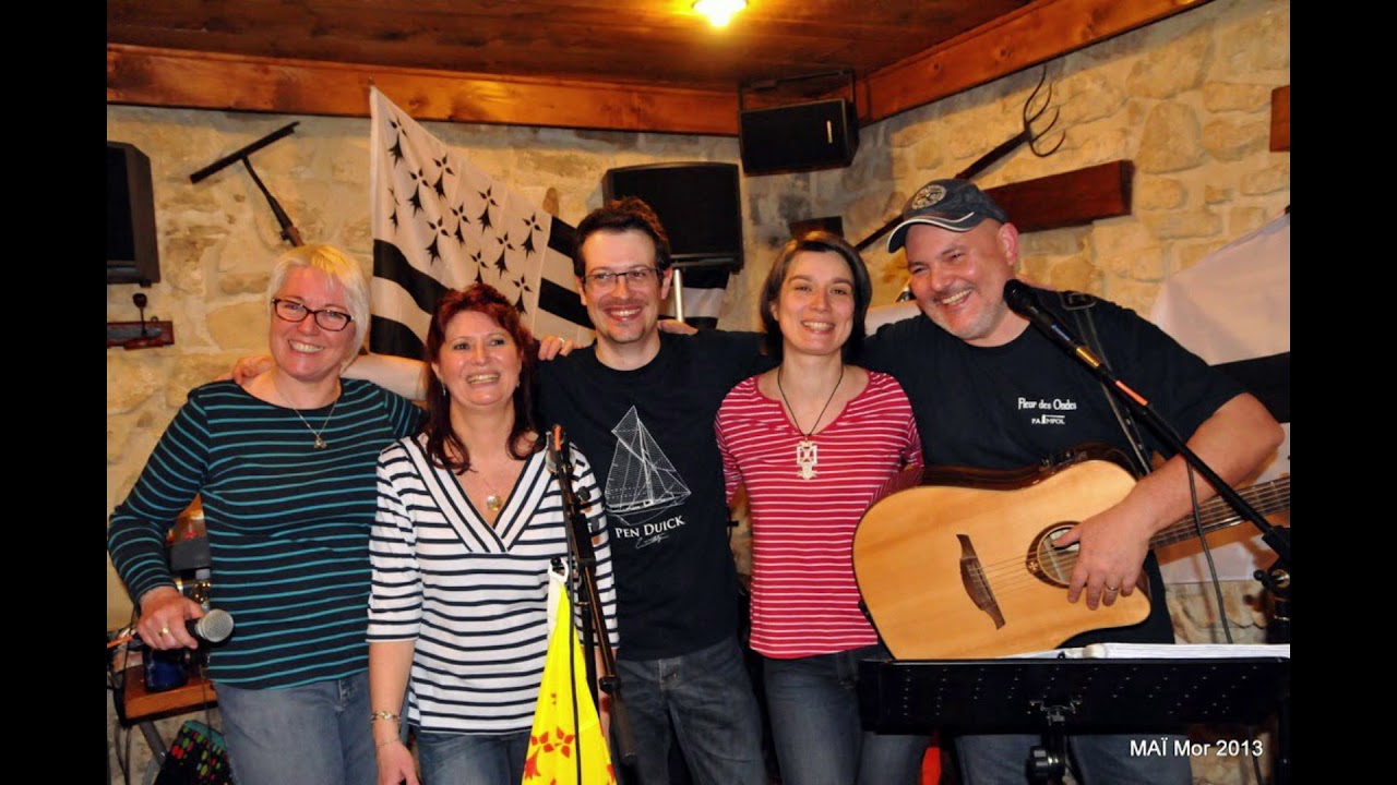 Lifeboat Mona - Maï Mor - YouTube