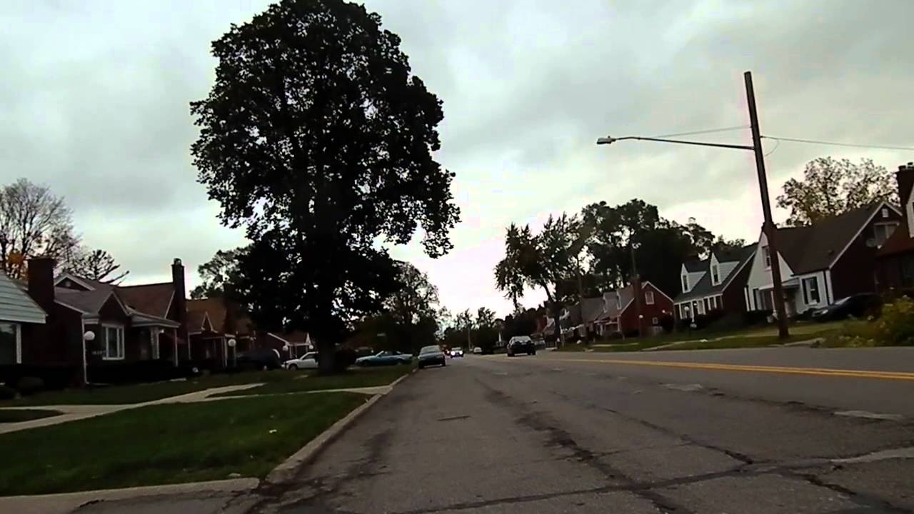 Leaping Larry - YouTube