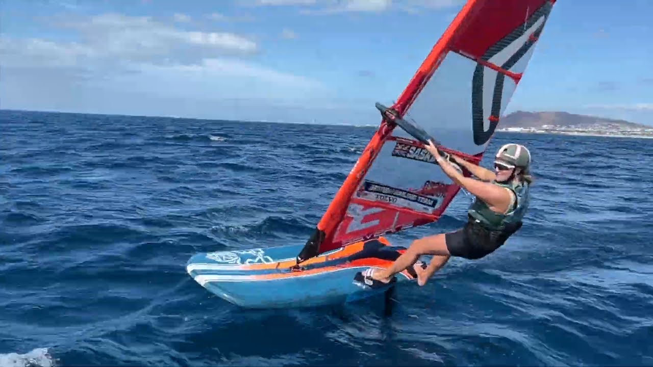 Saskia Sills, iQFoil, British Sailing Team - Unravel Travel TV - YouTube