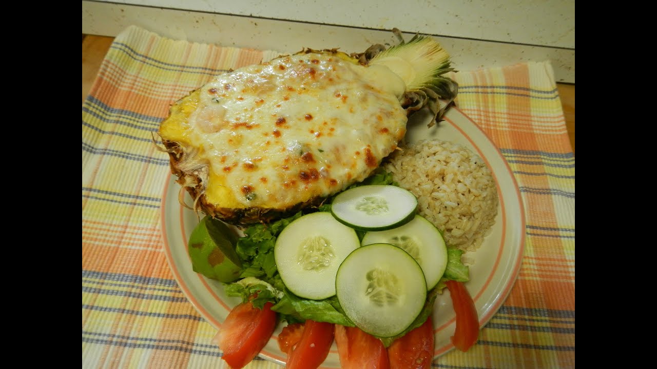 Exquisita Piña Gratinada, rellena de Mariscos!! Cómo hacer... - YouTube