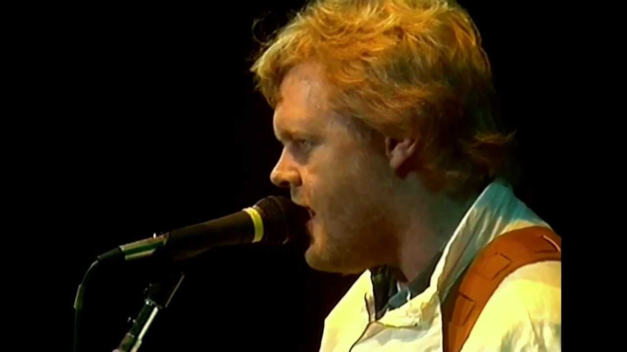 Sebastian - Den Danske Sang [Live] - YouTube