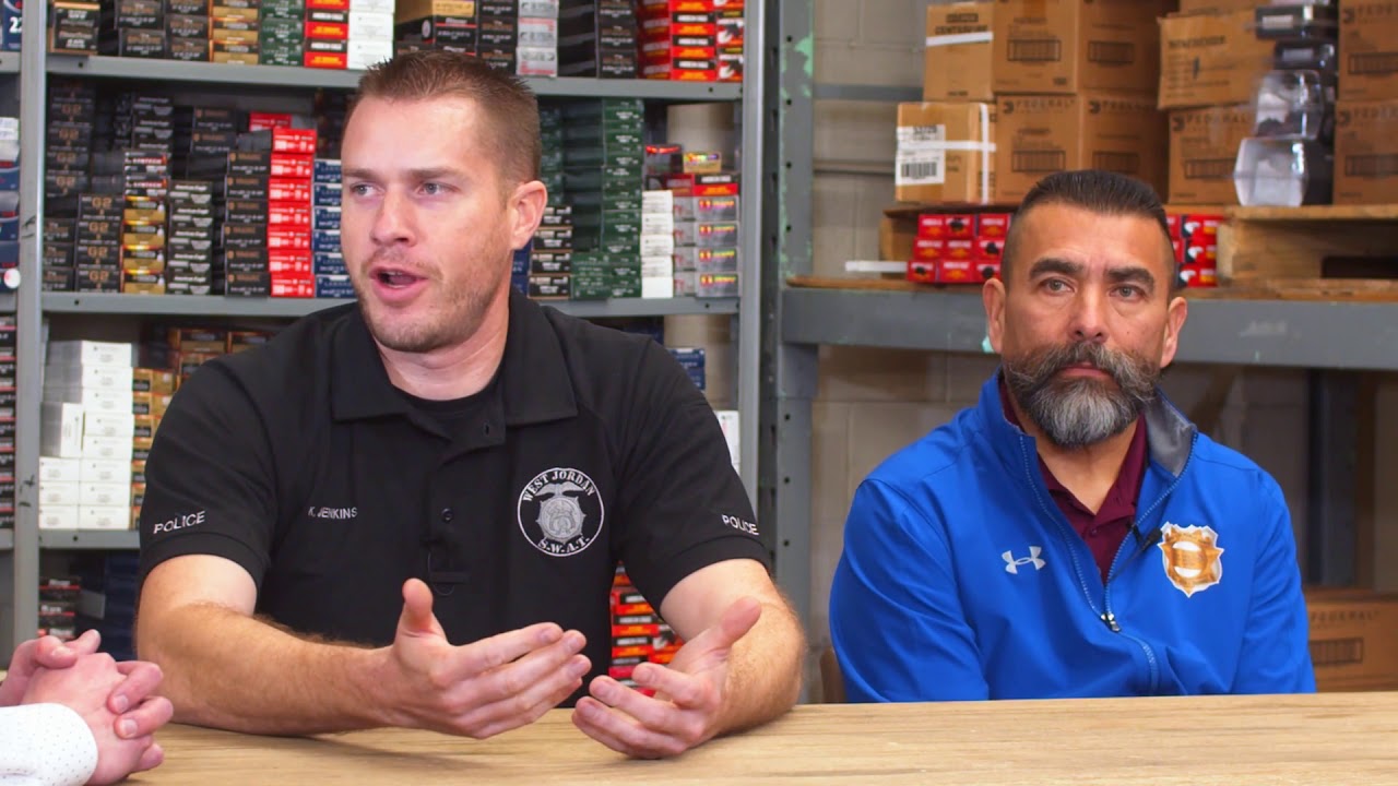 Staying Safe Off Duty As a Police Officer | Hunting Mark - YouTube
