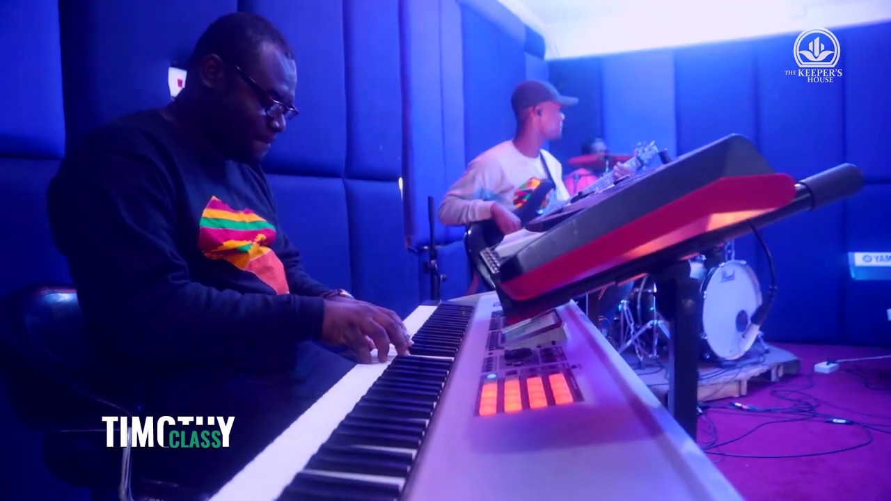 TIMOTHY CLASS RENDITION ON GHANAIAN LOCAL GOSPEL GROOVE - YouTube