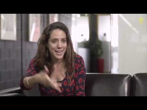 Muriel Bourgeois: CEO Y Fundadora De Micuento.Com - YouTube