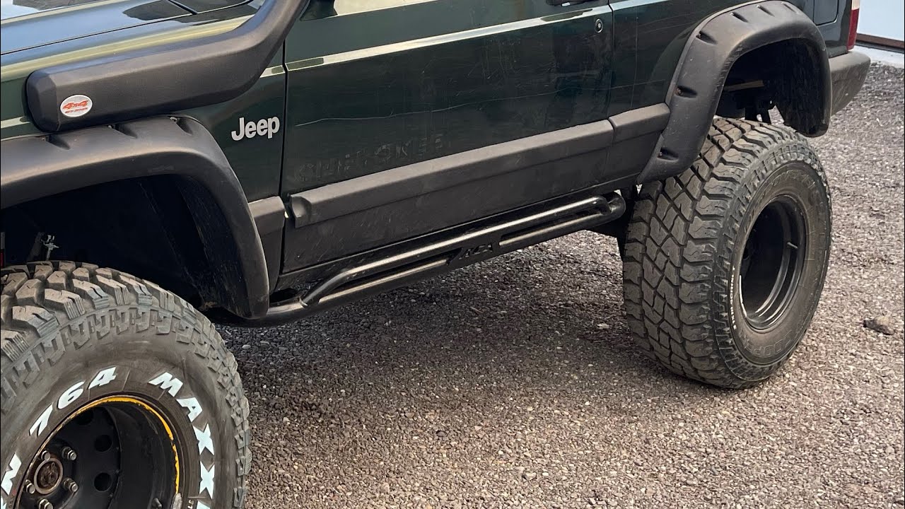 MONTAJE ROCK SLIDER (taloneras) JEEP XJ Rough country - YouTube