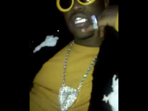 ASAP Ferg stunts with New ASAP Yams Diamond chain by Ben Baller - YouTube