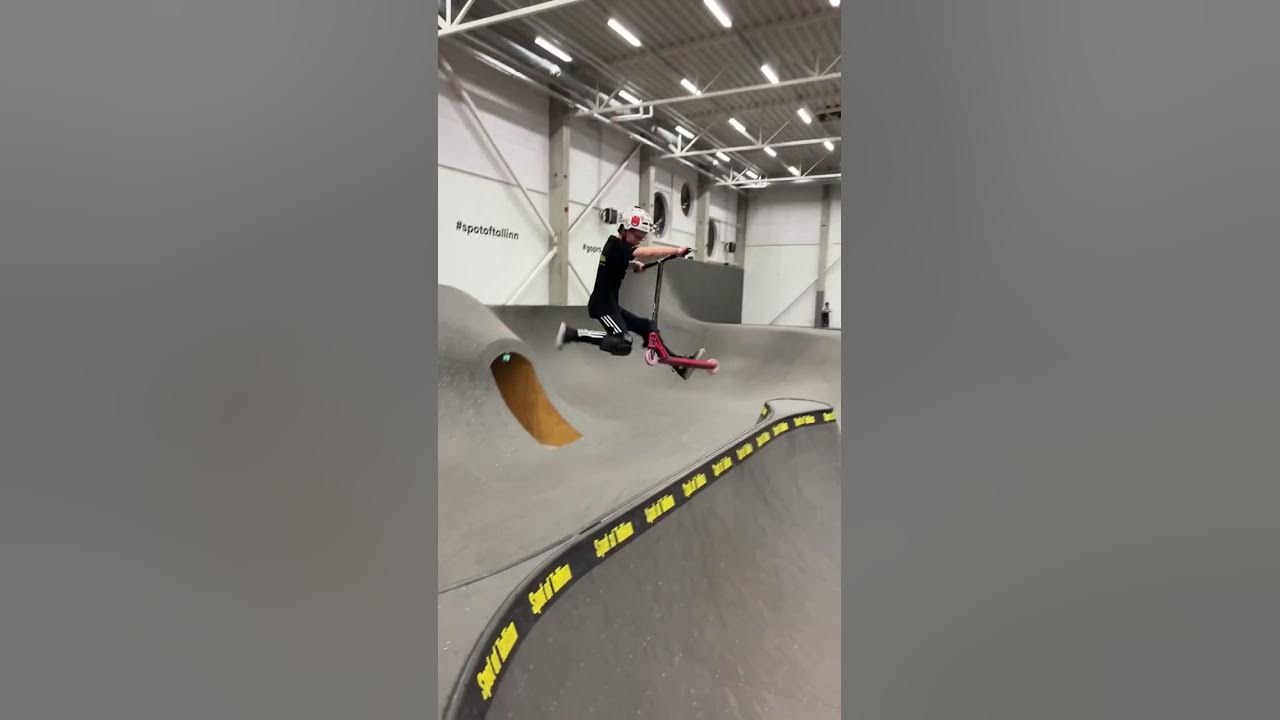 🤙ДАБЛ ФИНГЕР В СПАЙН ️ #трюкинасамокате #самокат #scootering - YouTube