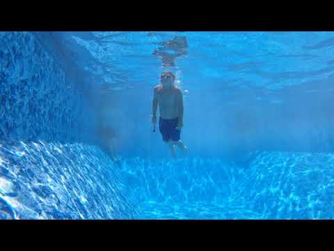 4K Gopro Hero 8 swimming - YouTube