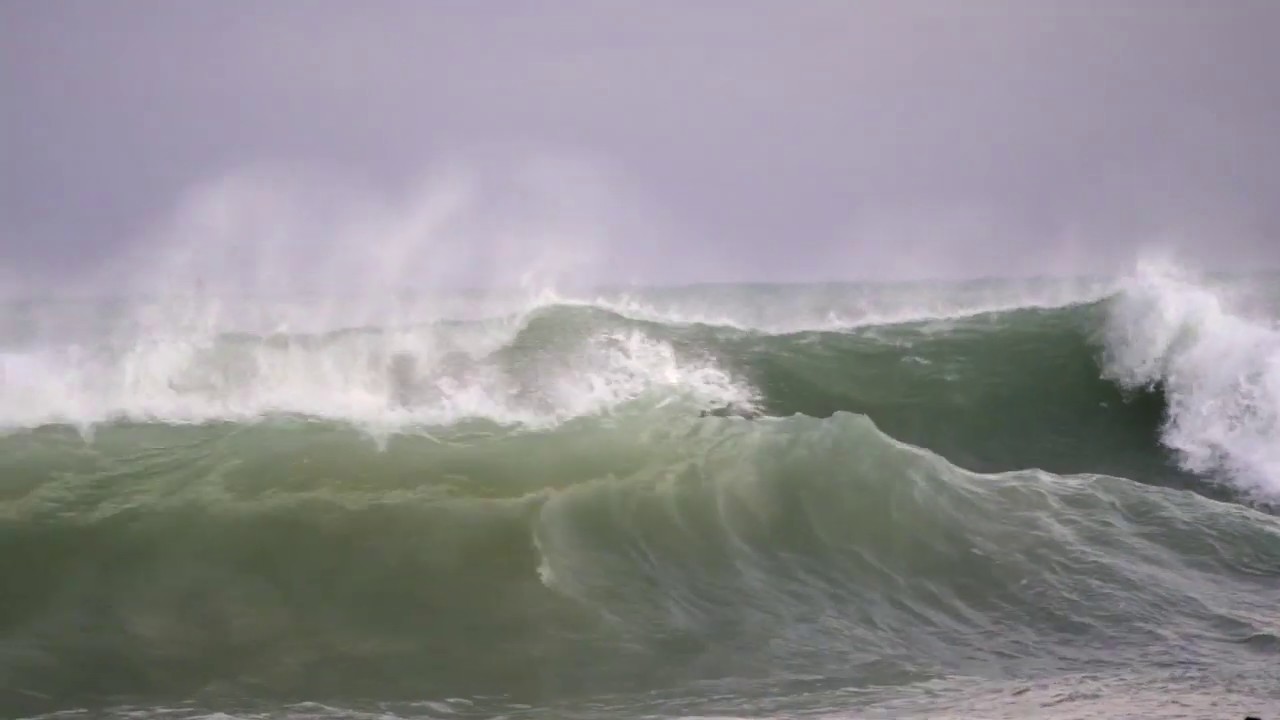 Miami Beach Swell. Jan 2020 - YouTube