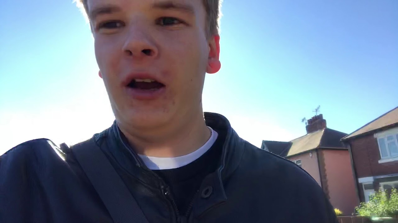 New vlog ( Tic tac man thinks I am ginger ) - YouTube