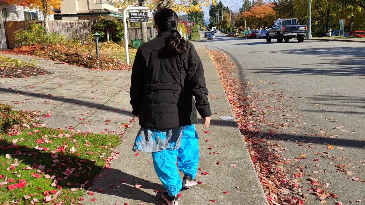 Pushpa Devi walking 🚶 - YouTube