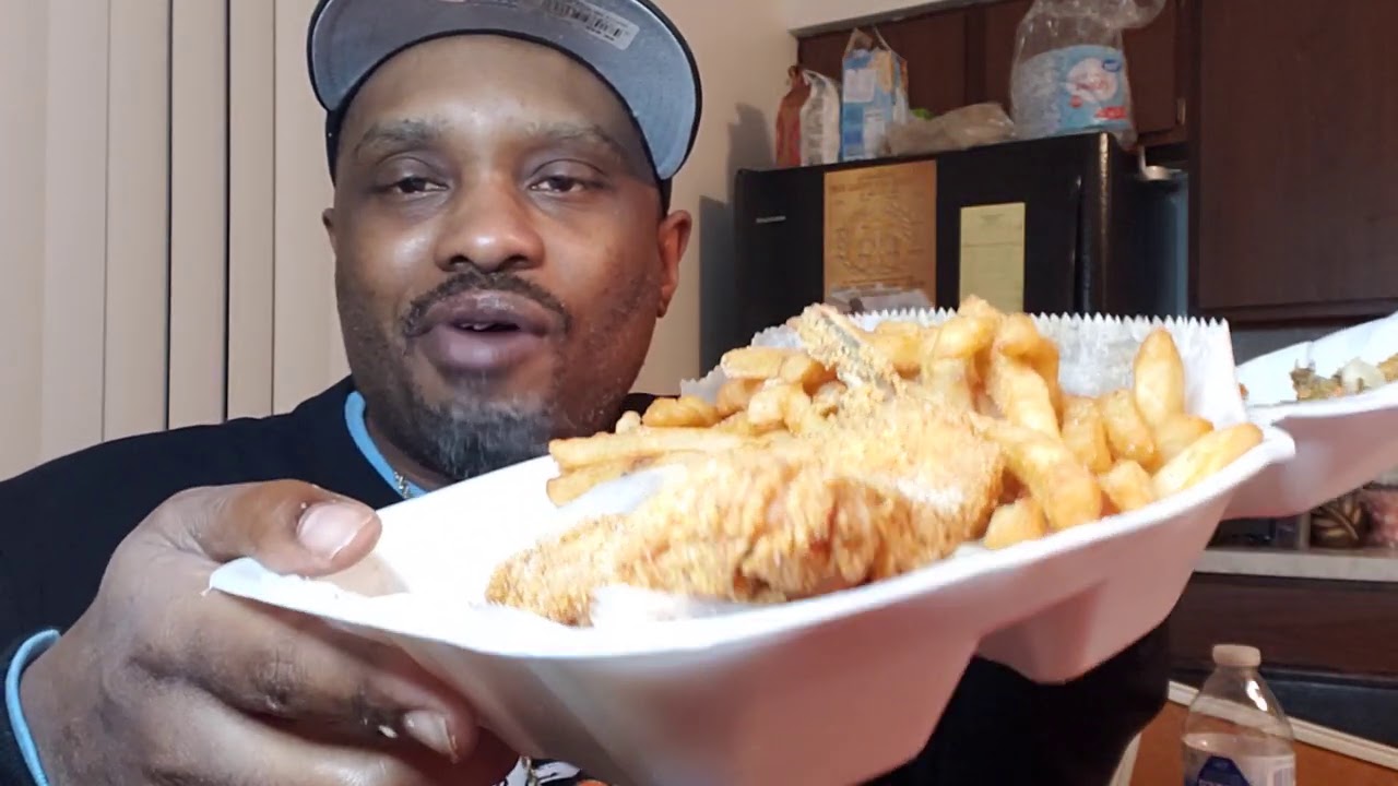 JJ fish and chicken 4 piece catfish meal with fries 🍟 - YouTube