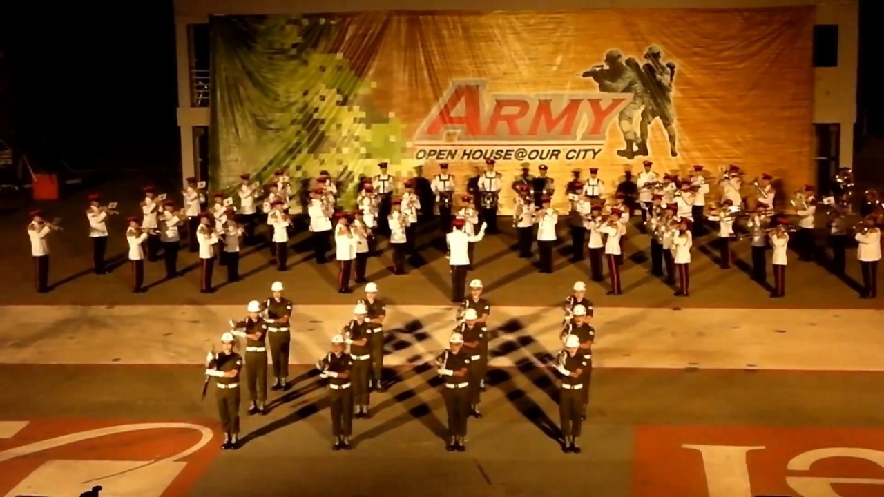 SAF Military Police Silent Precision Drill and SAF Band Performance ...