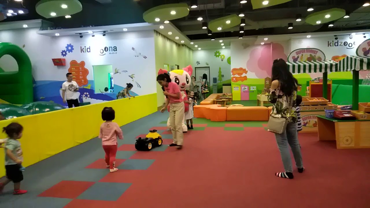 kidzoona mascot pt2 - YouTube