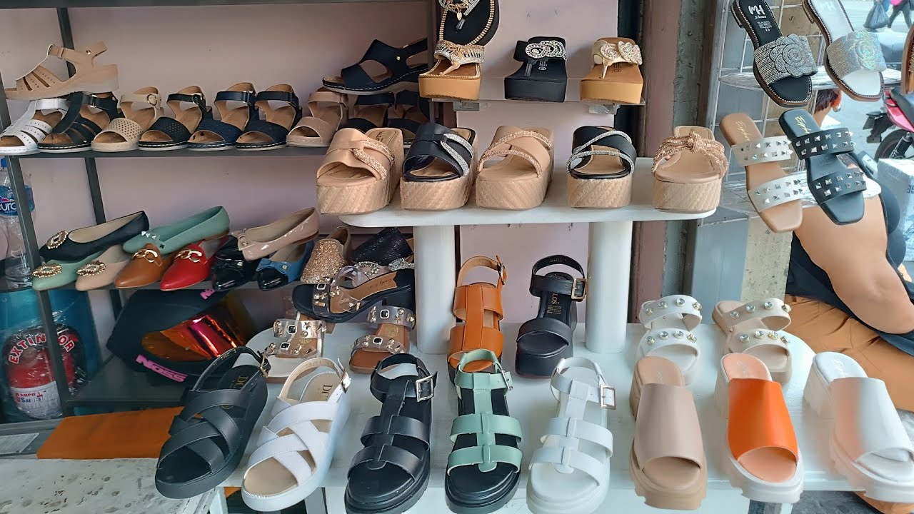 😱 ZAPATERÍA 👠👟CON MODELOS DE MODA SANDALIAS/ZAPATILLAS 🥿👡en el Centro ...