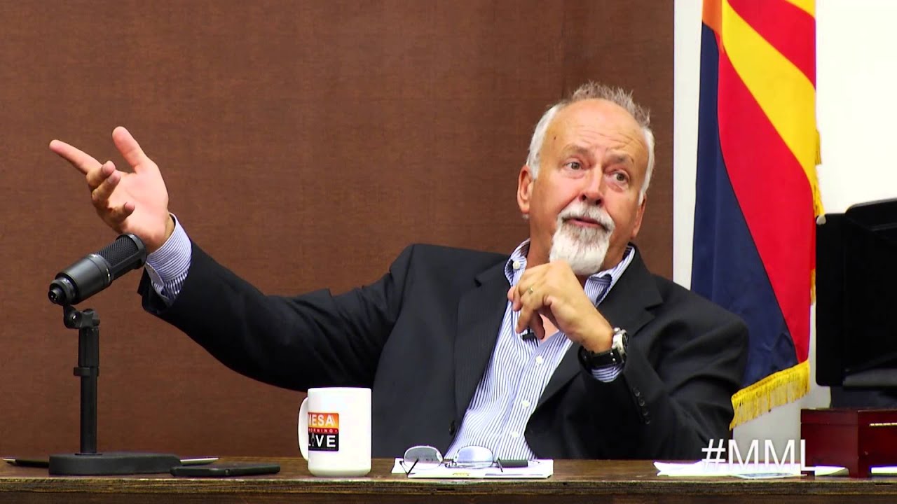 Rocket Scientist, Amber Gell stops by the show - YouTube