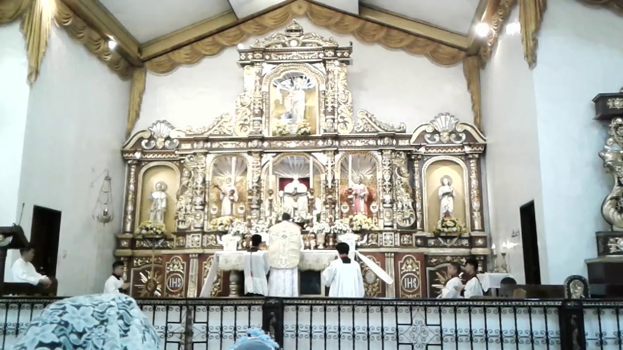 2018 Latin Tridentine Easter Sunday Sung Mass Elevation - YouTube