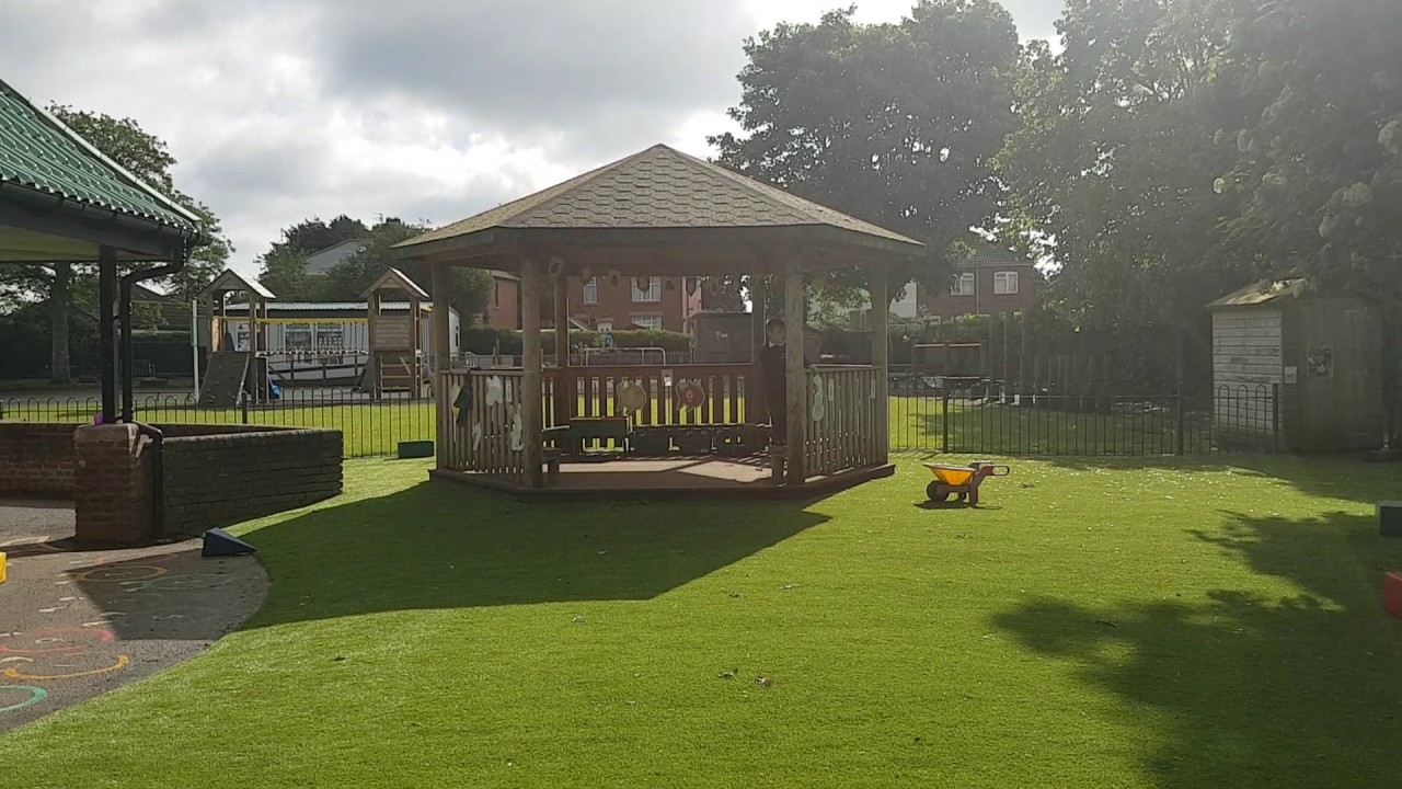 An Artificial Grass Play Space at Thorne Green Top Primary School - YouTube